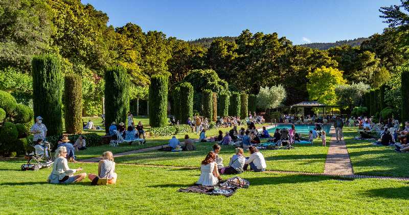 サマーナイトを開催中 -Filoli- | BaySpo